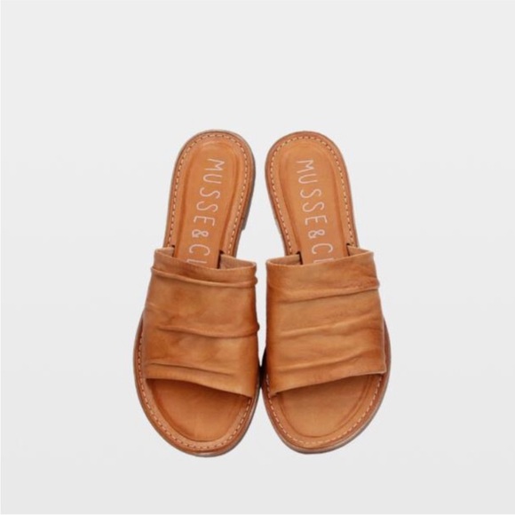 Musse & Cloud | Shoes | Musse Cloud Kennice Tan Suede Leather Slide ...